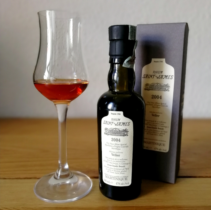 Vertikal und Horizontal gut – Verticale Velier Rhum Vieux A.O.C ...